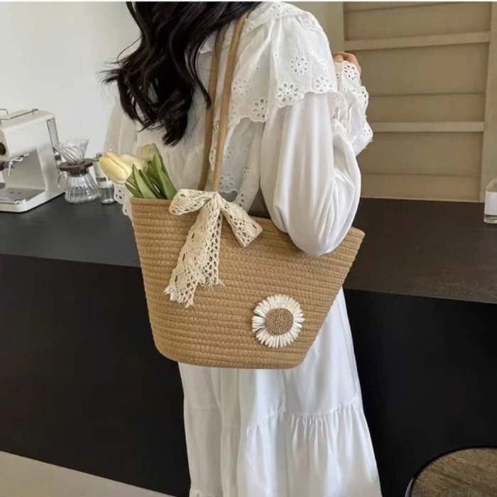 TOP 7 túi cói đi biển chụp ảnh cực đẹp, phối đồ cực xinh